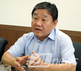 [인터뷰] 김홍철 한국농기계공업협동조합 전무이사